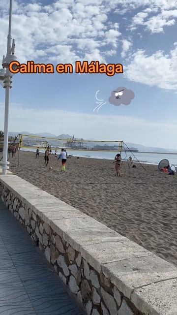 Калима – ветер из Африки. На пляже в Испании