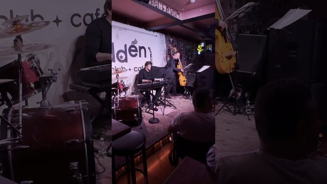 Honeysuckle Rose (Hidden 291024)