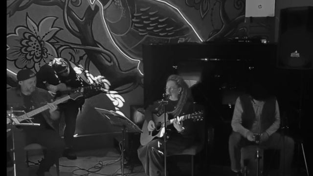 Bad Women blues ( Bet Hart cover) - GuitaLady и друзья - jam session