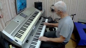 Девушка под дождем.Вальс из х/ф " Я шаг по Москве".Кавер