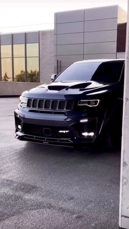 Jeep Grand Cherokee SRT для ценителей хорошего звука мотора и мощности