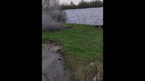 Взрыв балончика от лака