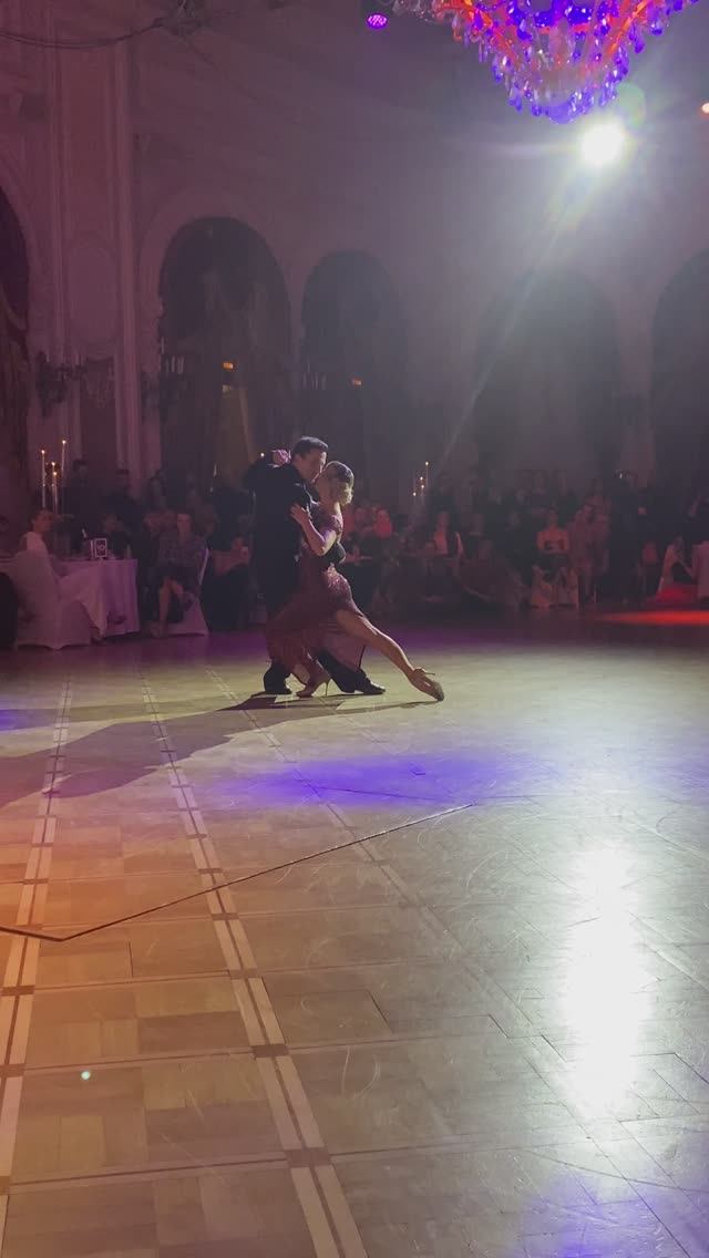 Leandro Oliver & Evgeniya Samoilova. Выступление на Фестивале танго La Boca 2025.