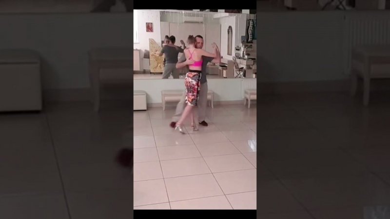 Tango/#musicality #improvisation #честноетанго #музыкальность #уровеньбог