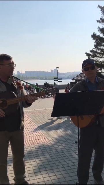 Огонёк, песня на стихи Михаила Исаковского, музыка народная