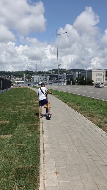 Взлет вертолета залипли Юг России Адлер поселок Сириус Красивые места