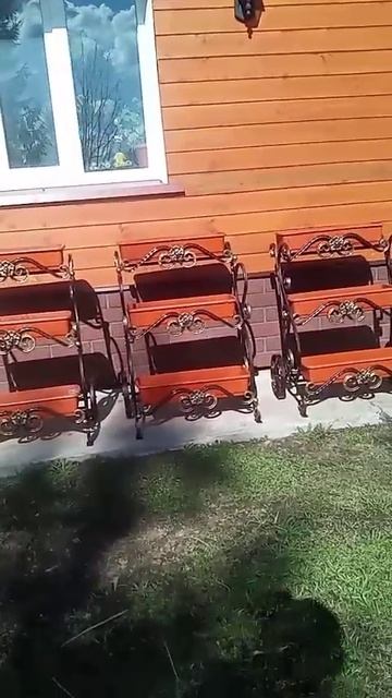 стойка трех ярусная для петуньи.