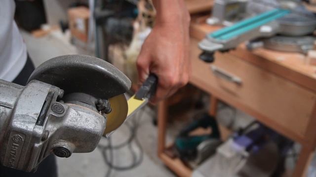 Изготовление кондуктора для врезки фурнитуры дверей мастером Масао