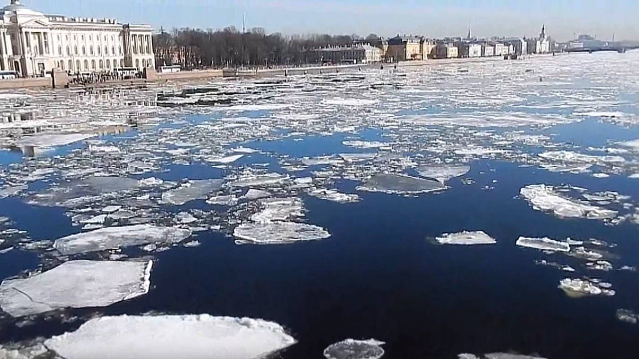 Архив. Ледоход на НЕВЕ. 12 апреля 2018.