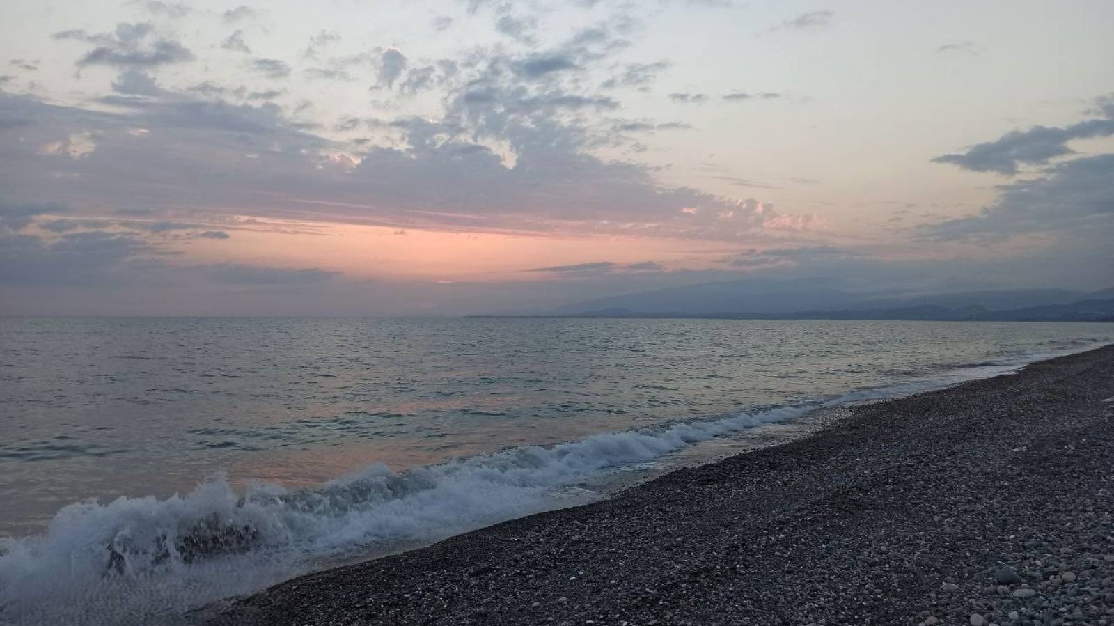Закат солнца в море