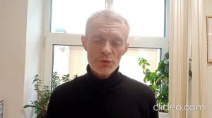 "Я без тебя выпадаю из времени": стихи Сергея Радченко читает Станислав Мищенко