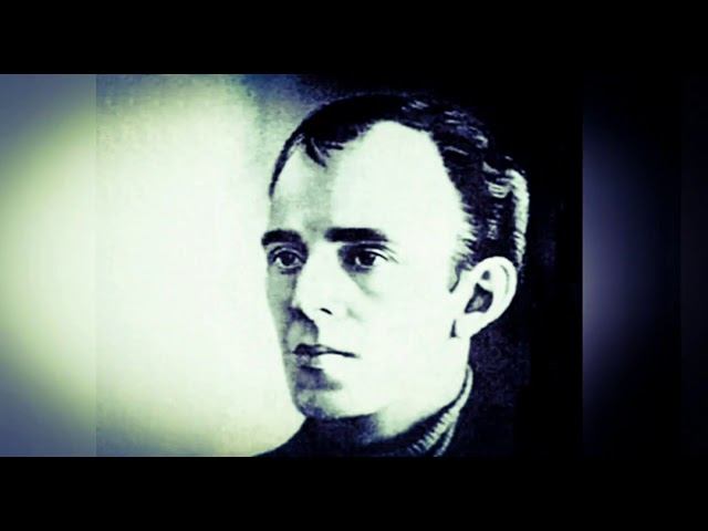 Осип Мандельштам "Душный сумрак кроет ложе..." Читает Павел Морозов