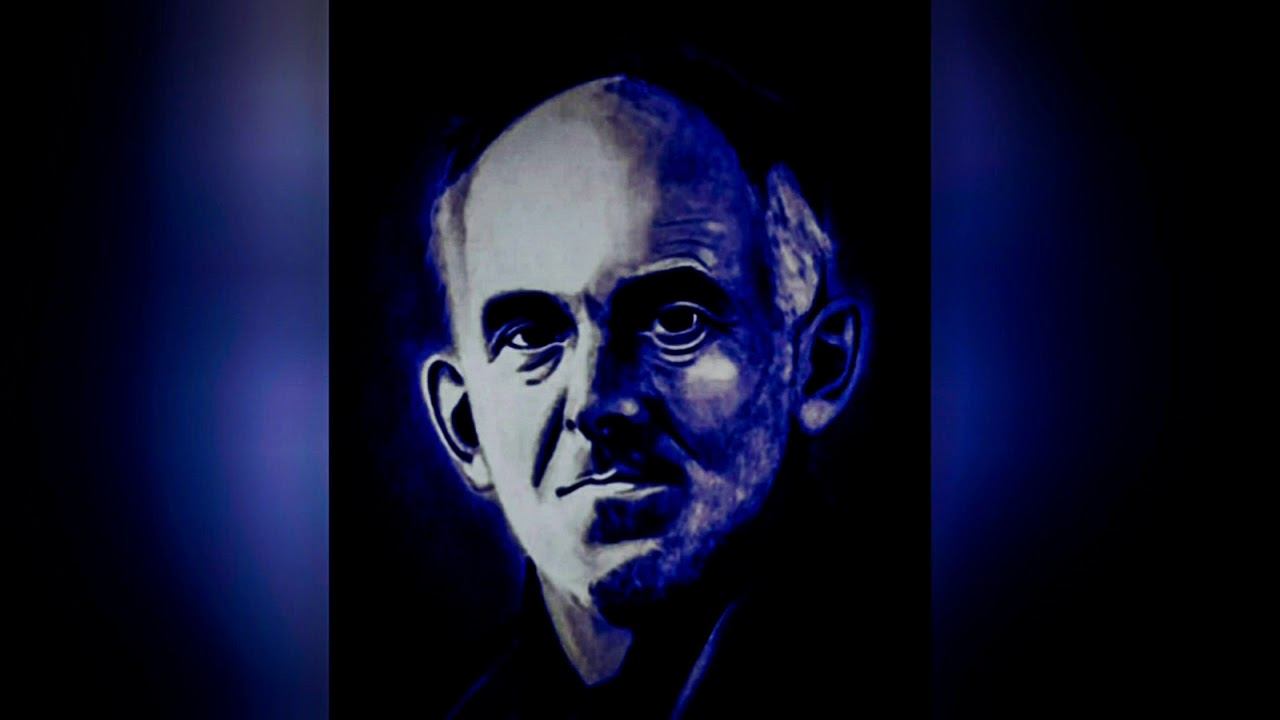 Осип Мандельштам "Скудный луч холодной мерою..." Читает Павел Морозов