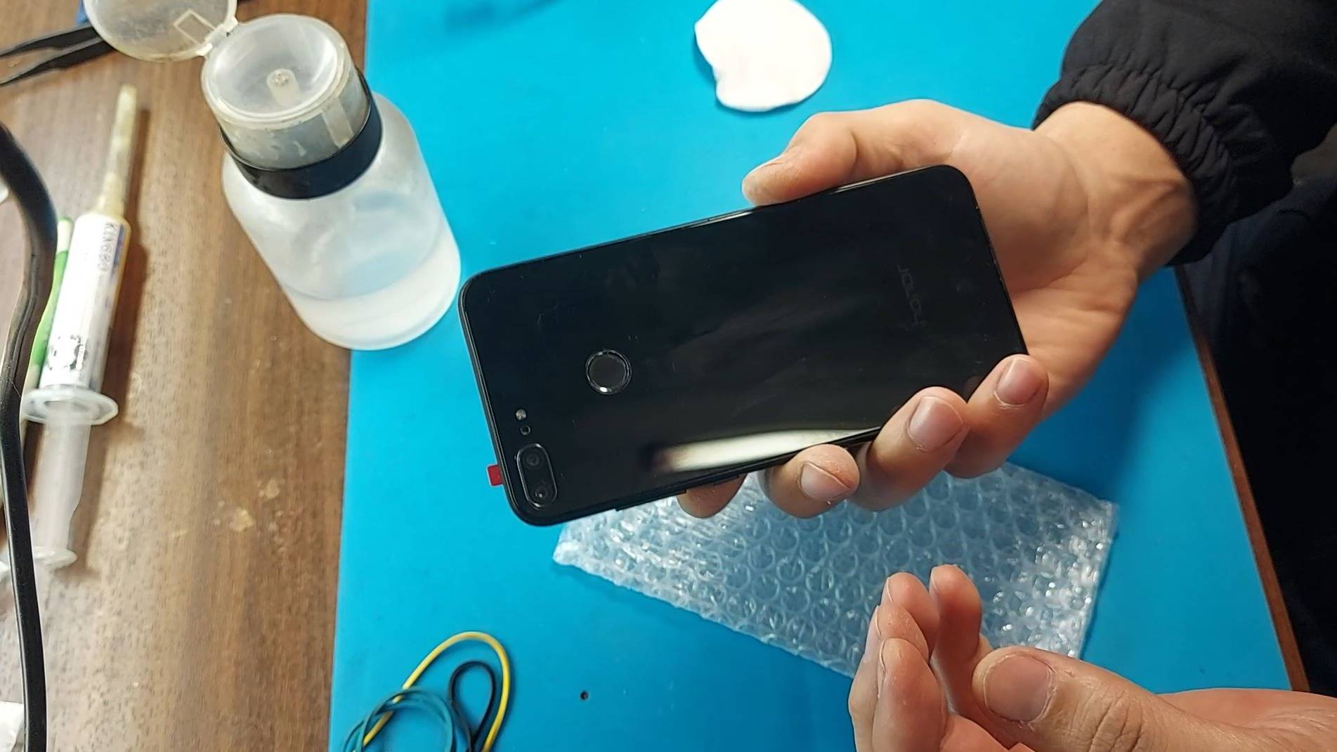 Замена дисплея и задней крышки на телефоне Honor 9 Lite (LLD-L31)