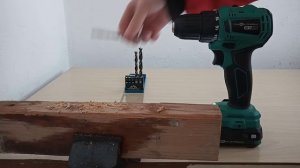 Дрель-шуруповерт FinePower OneBase CDBL35 OneBase20. Сверление древесины