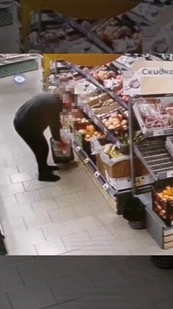 Вор из Армавира украл продукты на 5 тыс руб в магазине соседнего района