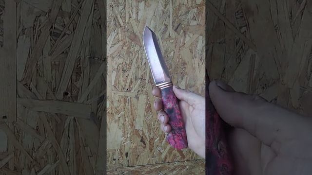 Нож из Дамаска ручка стабилизированный кап клёна