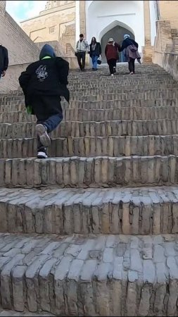 Сколько ступенек в Шахи Зинда?