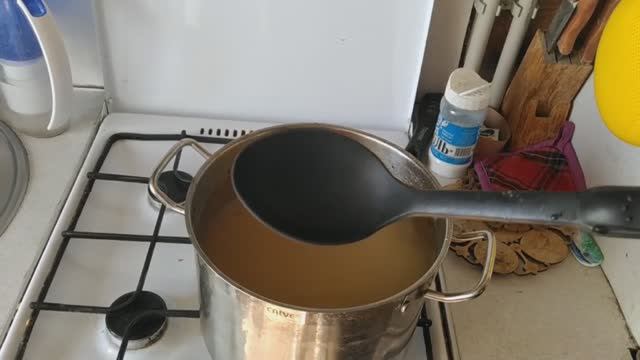 Делаю сироп для пчёл