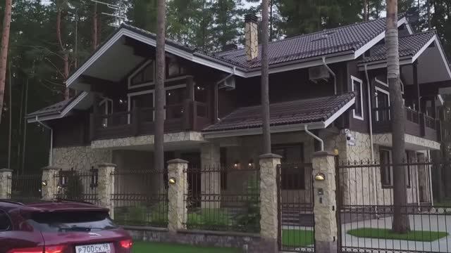 Комбинированный дом "под ключ" 380 кв.м. по проекту М283