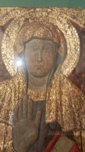 Неизвестеая святая.