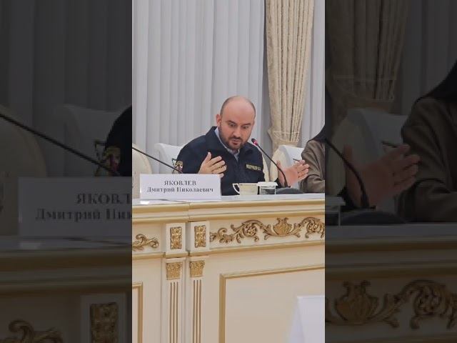 Дмитрий Гуренков спрашивает губернатора Самарской области Вячеслава Федорищева про шишиг и летунов
