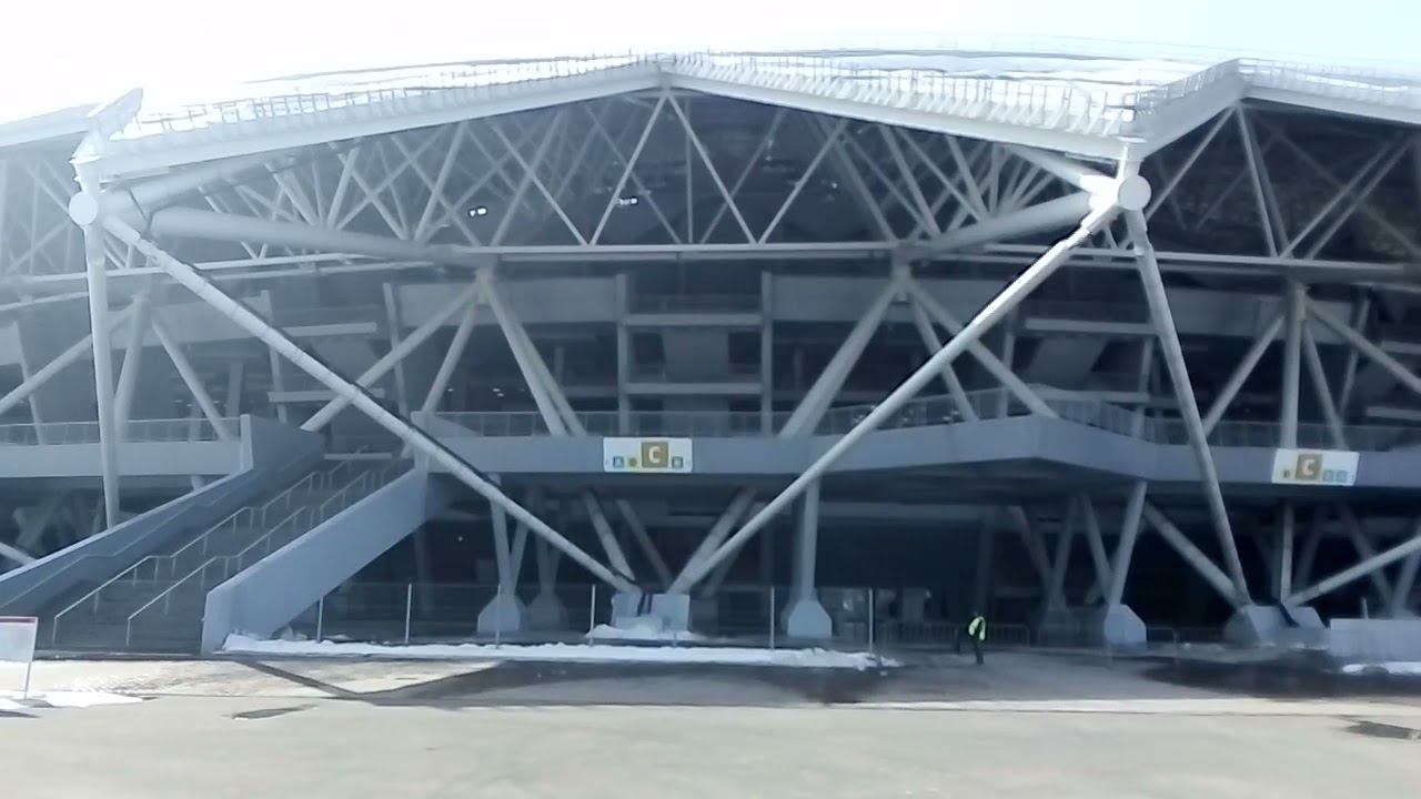 Открывшийся после ремонта стадион "Самара-Арена"