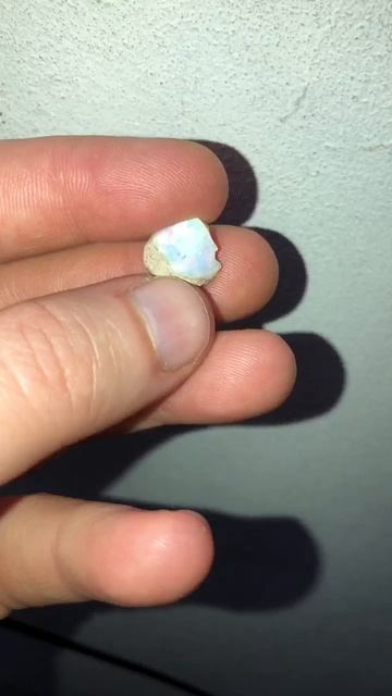 Самородок эфиопского опала №344