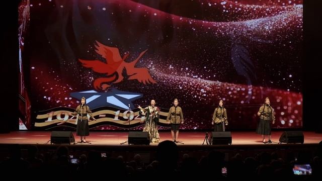 "Десятый наш десантный батальон".Казахский народный фольклорно-этнографического ансамбля "Молдiр"