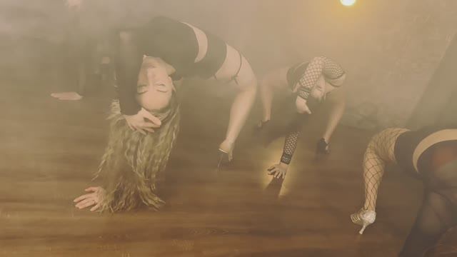Танцевальный клип - Strip Dance Video