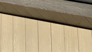 Монтаж фасада частного дома с использованием фиброцементного сайдинга FCSPRO Wood Line F07, F21