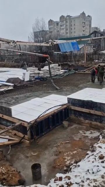 Строительство нового объекта. Этап заливки бетона