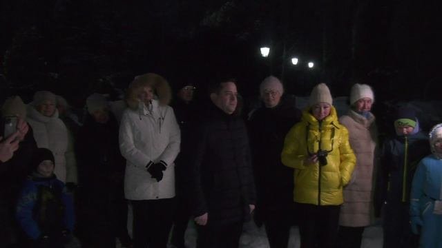 Презентация нового освещения в саду