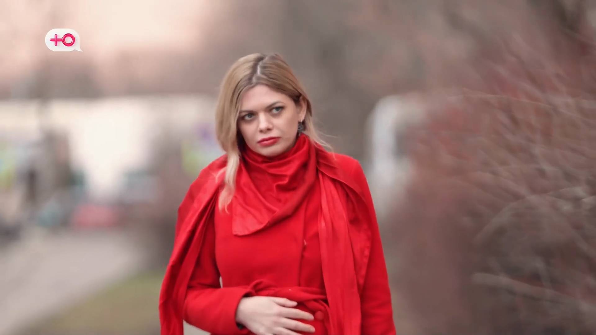 "Решила поговорить с его женой. Возможно она живёт в иллюзиях и не отпускает его"