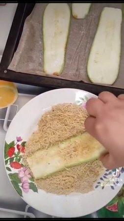 кабачки в духовке с начинкой