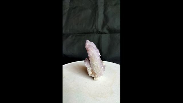 Кварц кактусовый аметистовый 4х7х8.5 см