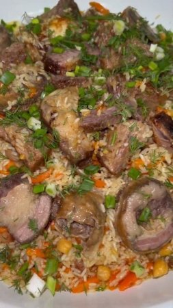 ПЛОВ С НУТОМ, изюмом и КАЗЫ