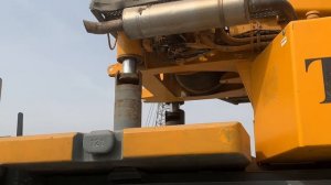 LIEBHERR LTM 1220/1 220 ton crane functionality test all the boom full extended, construction.