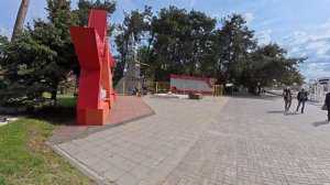 Геленджик, прогулка по набережной, море,  бухта, погода отличная, 15 апреля 2025