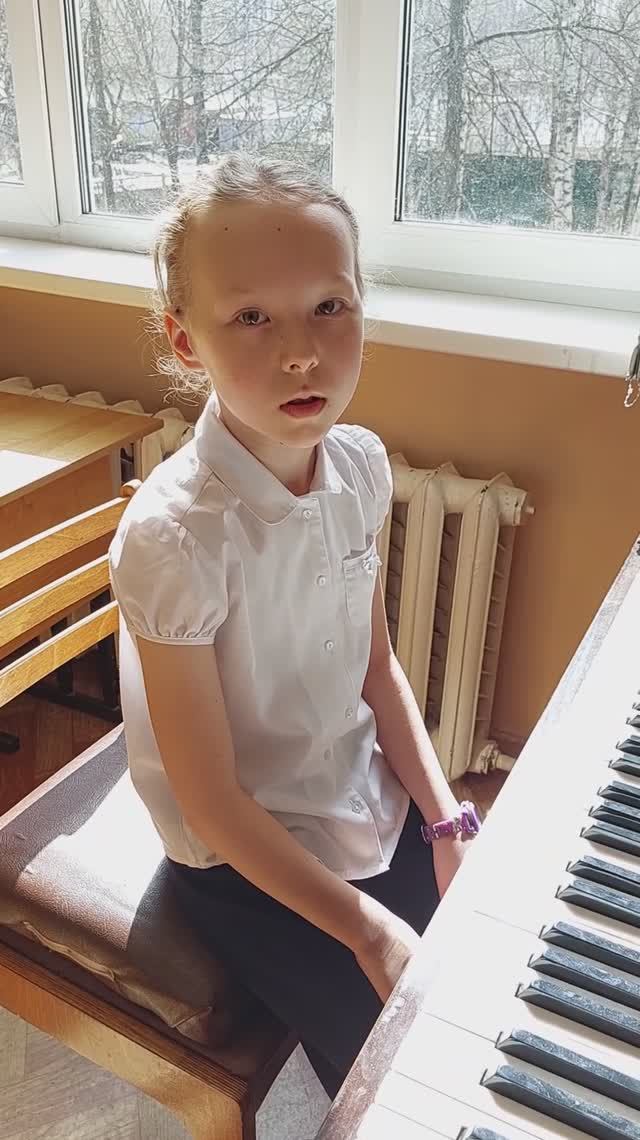 Сольф. №272 без игры из сб.Калм. и Фр. Волкова Дарья 3кл.