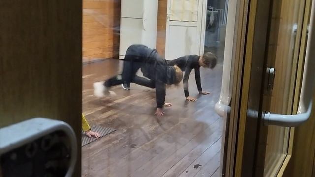 Рамиль на Биатлоне, в тренажёрном зале