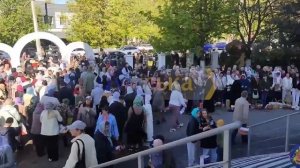 Пасхальные очереди в храмах Киева (2025.04.20)
