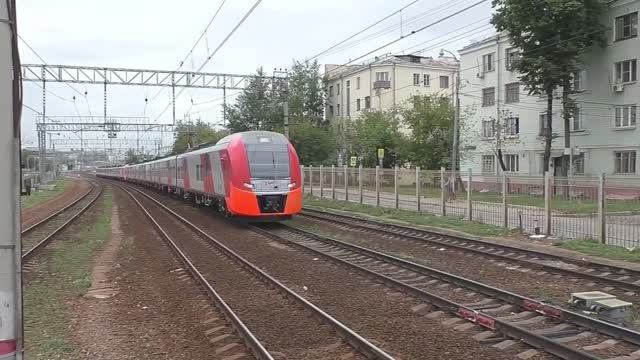 Электропоезд ЭС2ГП-010/ЭС2ГП-017 "Ласточка" (ТЧ-96) скоростной поезд №743В Москва - Белгород.