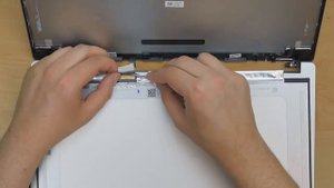 Baroni Telas ensina a trocar a tela do notebook Acer Aspire 5