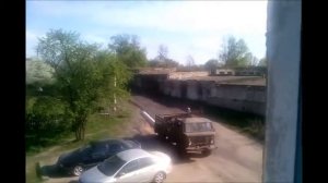 ГАЗ 66 перетаскивает столб ч. 2