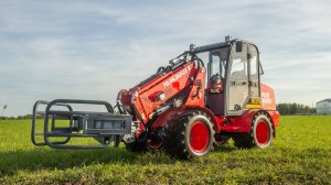 Телескопический погрузчик Polar Badger WL50T