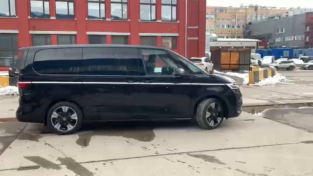 +1 Happy client ✨️ 

Новый Volkswagen Multivan  выдан своему счастливому владельцу 🔥