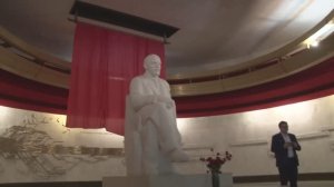 Ленин с нами на все времена!