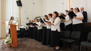 В белой святой одежде
