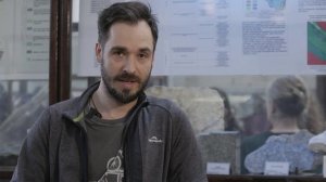 В Старой Ладоге археологи находят  изделия из камня, который называют "мыльным". Что это за камень?